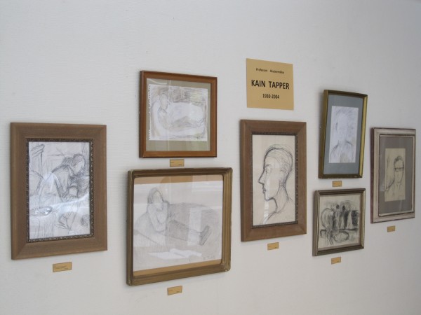 Näyttelyt - - Kain Tapper | Keskus Galleria